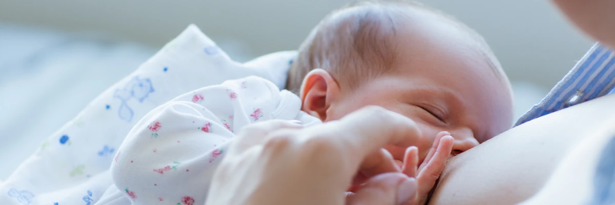 Pierwsze mleko matki, czyli siara z piersi. Co warto wiedzieć ...